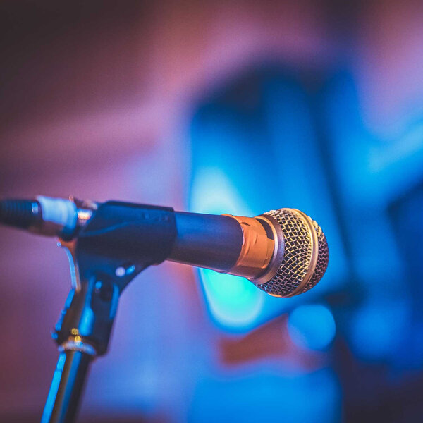 HIGHER/LOWER: 3AW Breakfast reviews Rolling Stone's top 200 singer list ...