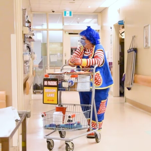 'Teasing a smile out of someone': Remembering iconic CHEO clown Molly ...