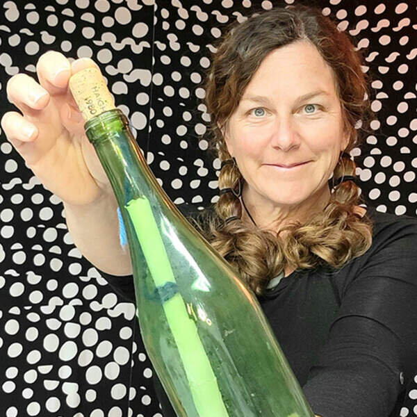 What's in that note? Stories about messages in bottles - Audacious with ...