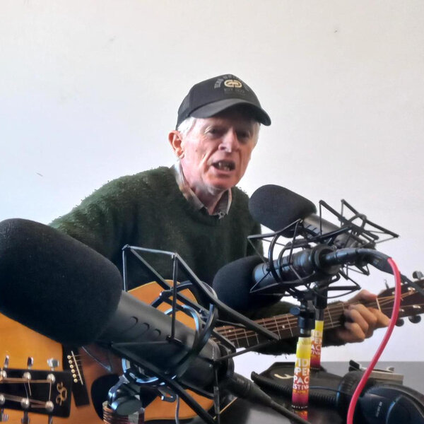 Ray Murtagh - Stories and songs May 2023 - The Big Brekky on 8CCC - Omny.fm