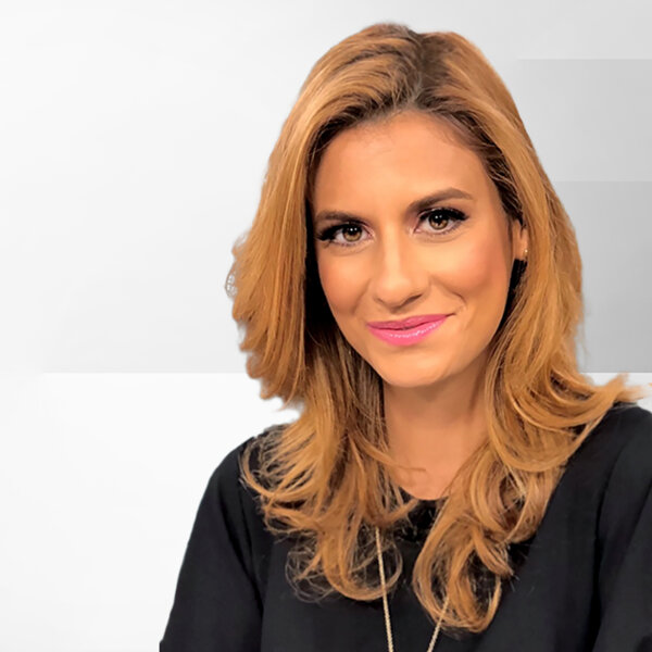 Meet Joanne Vrakas, the new host of CJAD 800 weekend morning host ...