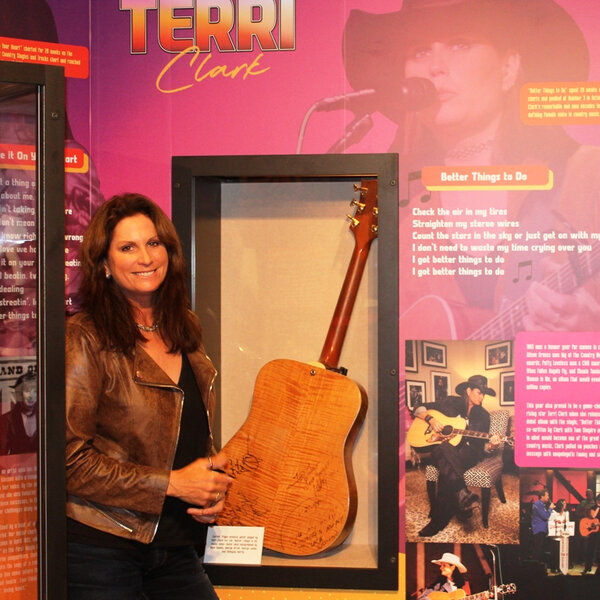 Opry Loves 90s Podcast - Country Gold Backstage - Omny.fm