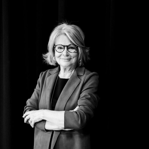 Edite Estrela: "É altura de as mulheres desempenharem os altos cargos ...