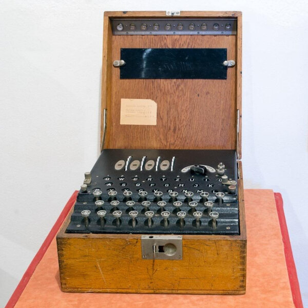 La Gesta de Enigma, las Spanish Enigma y españoles que descifraron ...