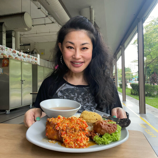 MASTERCHEF SG WINNER LOVES SUPER SPICY & SEDAP AYAM GEPREK - Makan ...
