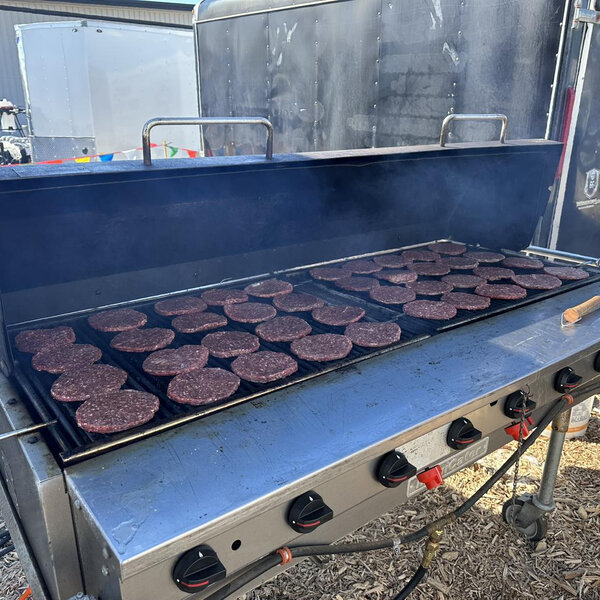 2,400 Bison Patties At The WPS Farm Show - MID-WEST FARM REPORT ...