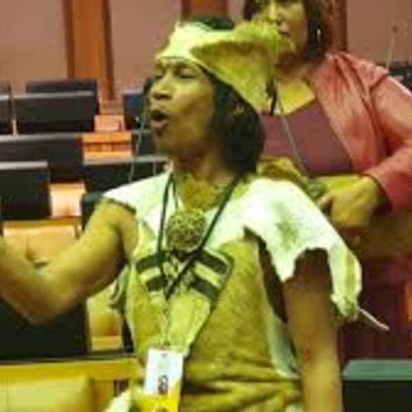 Imbongi from //Hui !Gaeb leads parliament in Khoekhoegowab - Breakfast ...