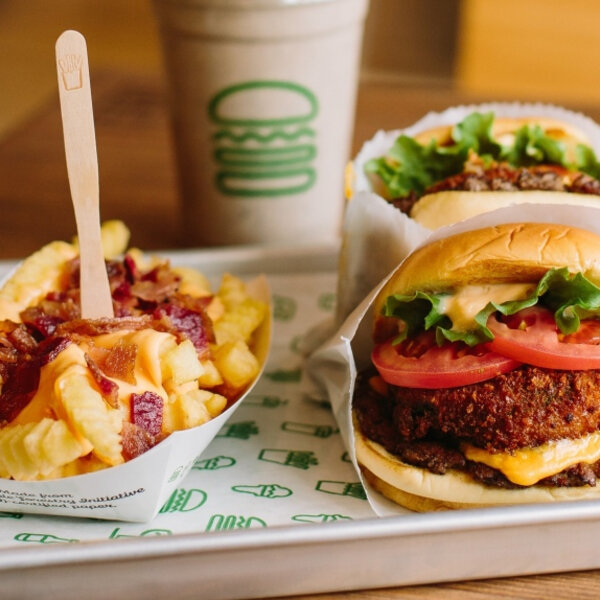 Another HUGE chain finally coming to Canada - here's when it will ...