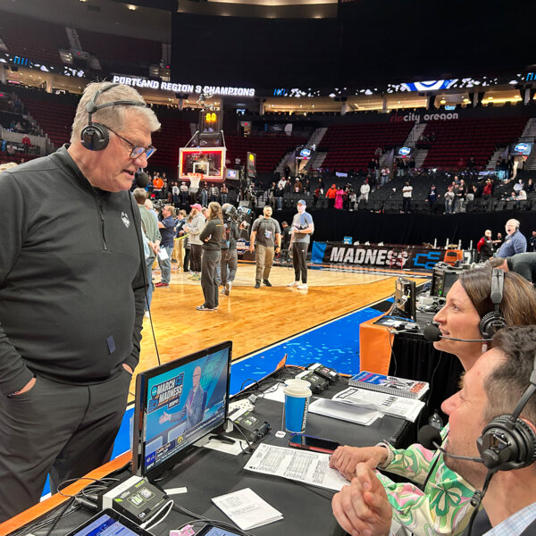 Postgame Interview: UConn's Head Coach Geno Auriemma - NCAA® March ...