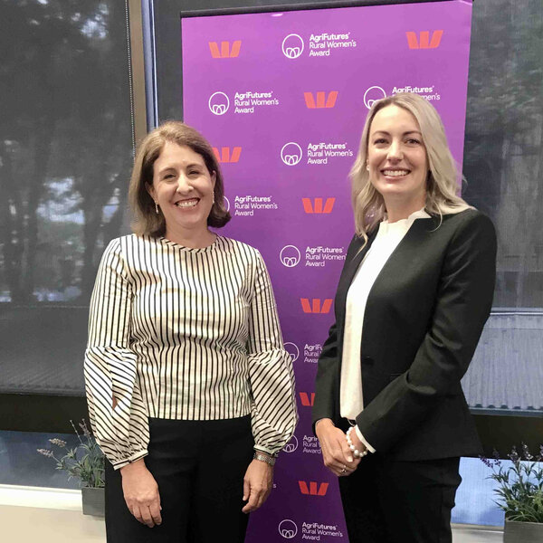 2020 Queensland Agrifutures Rural Woman-Elisha Parker - Postcards from ...