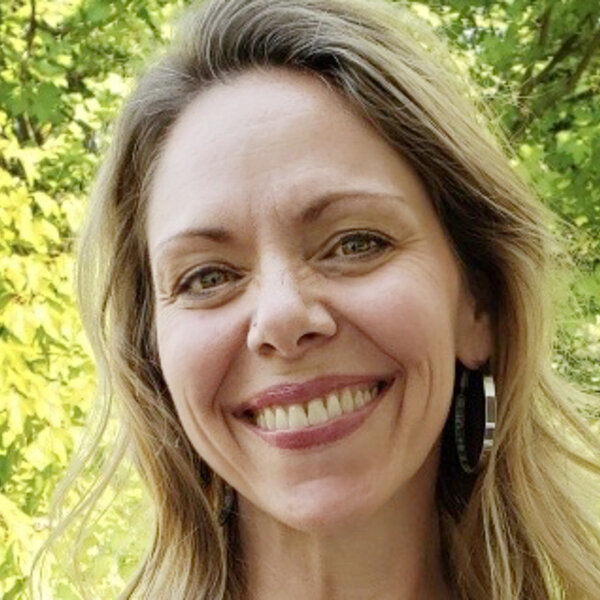 Art experiences in memory care – Tiffany Ramirez - Rescuers - Omny.fm
