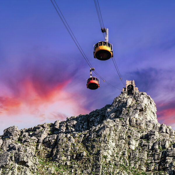 TAFELBERG SE KABELKAR deur Johan Rademan - RSG Dokumentêr - Omny.fm