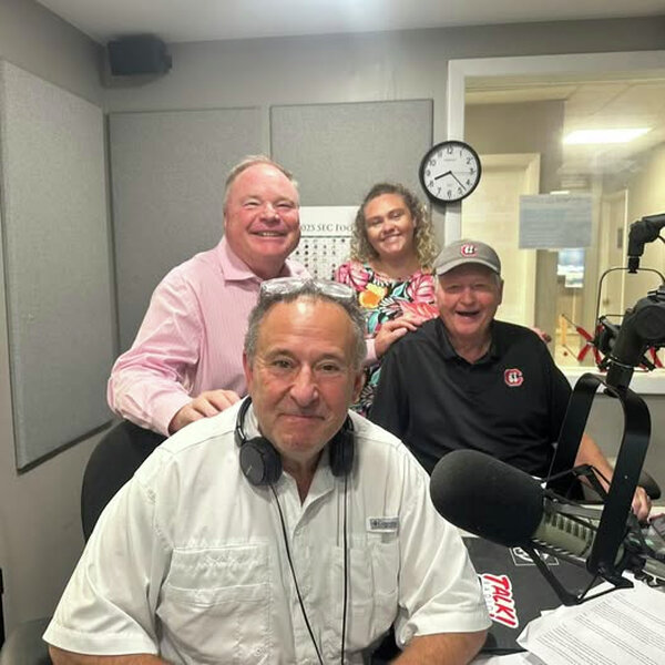 BIG ANNOUNCEMENT with The Lookout's Larry Ward - Talk Radio 102.3 - Omny.fm