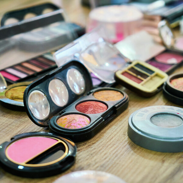 How much should makeup products cost? - The Elias Makos Show - Omny.fm