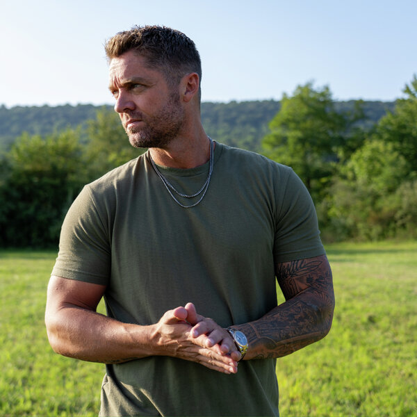Brett Young's star is shining bright...and the country star is just getting started. - Florida ...