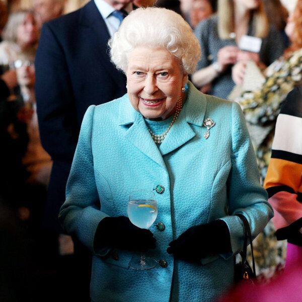 Queen makes emotional final departure from Buckingham Palace; And could ...