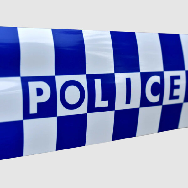 Silver car hunt after deadly Melb shooting; Fire danger lingers in ...