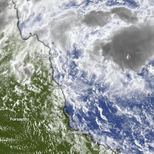 Victoria fires out of control while Queensland faces tropical threat ...