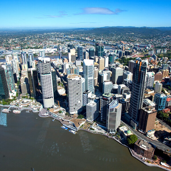 BROWN SNAKE TAXIS: Mayor's plan ahead of Olympics; Story Bridge ...