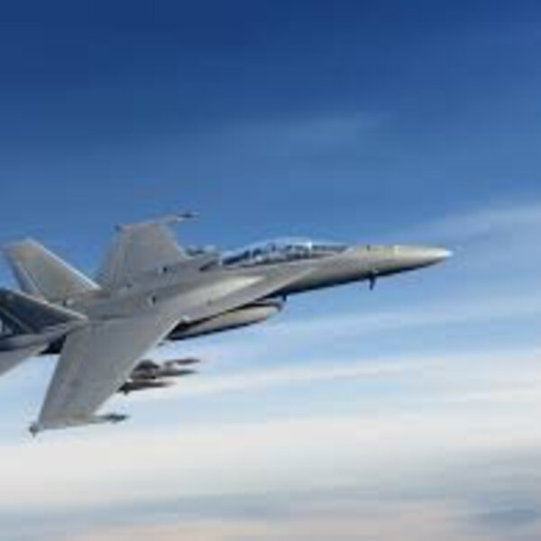 Spectacular RAAF Fly Over in GC skies for ANZAC Day - The Queensland ...