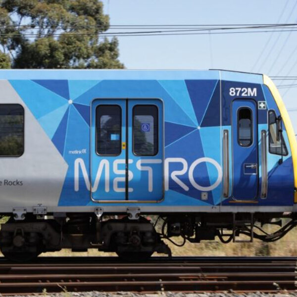 Electric train plans for Melbourne's west scrapped by Andrews ...