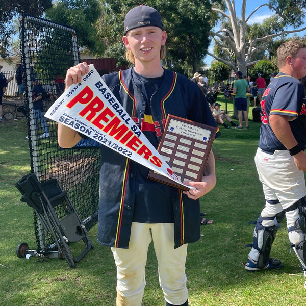 RAELENE SHIELDS - BIG RED GOES TO THE US - Matman Breakfast Show ...